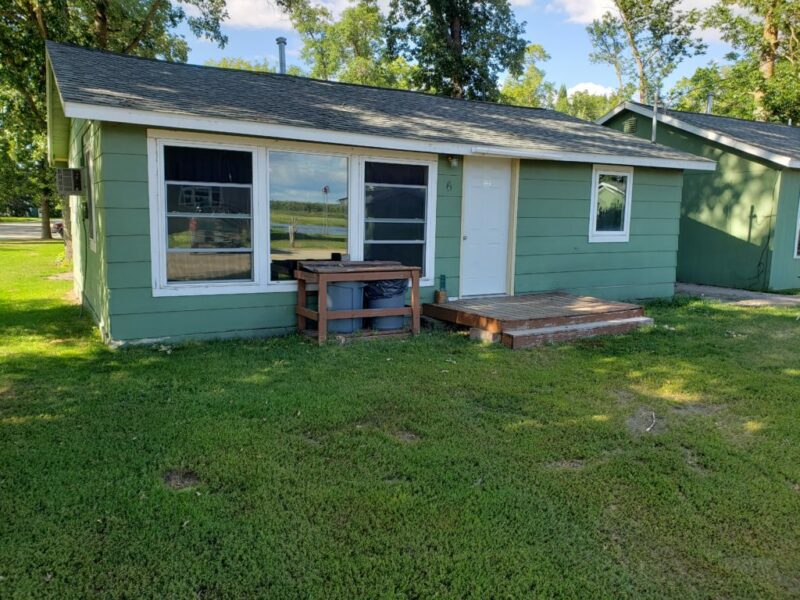 Discover Serene Lodge Cabins near the North Border - Border View Lodge