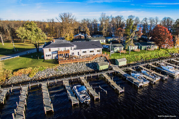 Discover Serene Lodge Cabins near the North Border - Border View Lodge